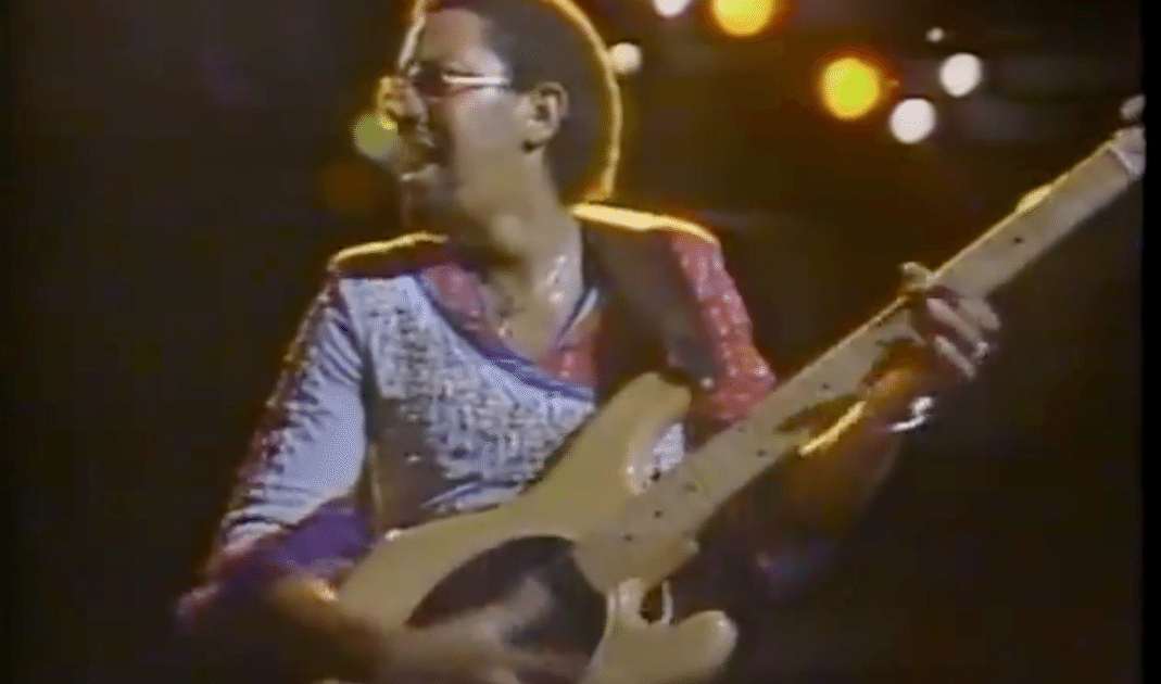 God bless Louis Johnson's bass playing on Quincy Jones's "Ai No Corrida ...